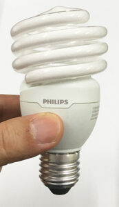 MARKPRO LIGHTING | Philips Tornado 24W daylight E27