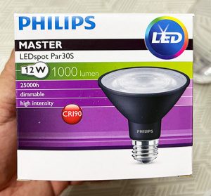 Philips Mas PAR30S LED 12W 25º 2700K 1000lm (dim) – MARKPRO LIGHTING