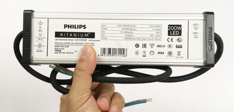 MARKPRO LIGHTING | Philips LED driver Xitanium 200W 2.8-5.6A 71-21VDC 230V