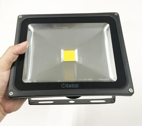 MARKPRO LIGHTING | EVE SWITCH Floodlight LED 30W 6500K