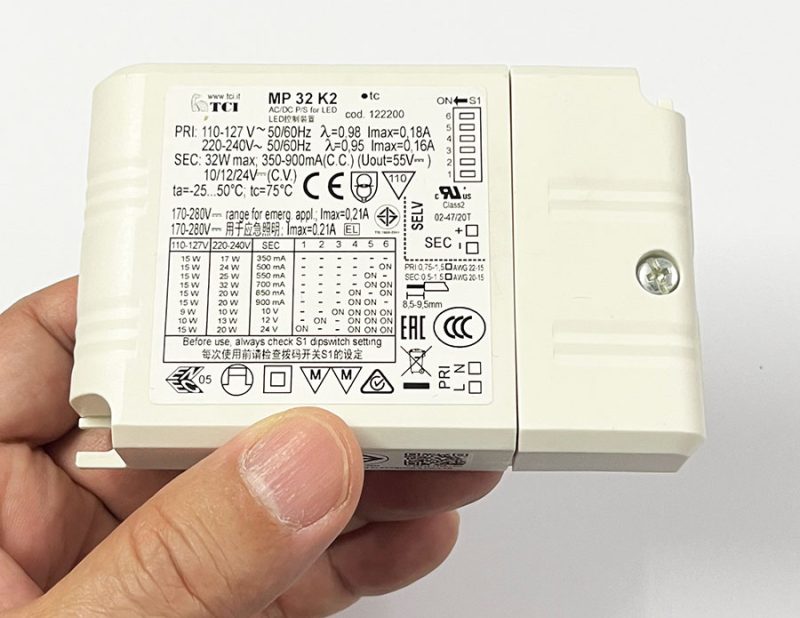 TCI 122200 MP 32 K2 – MARKPRO LIGHTING